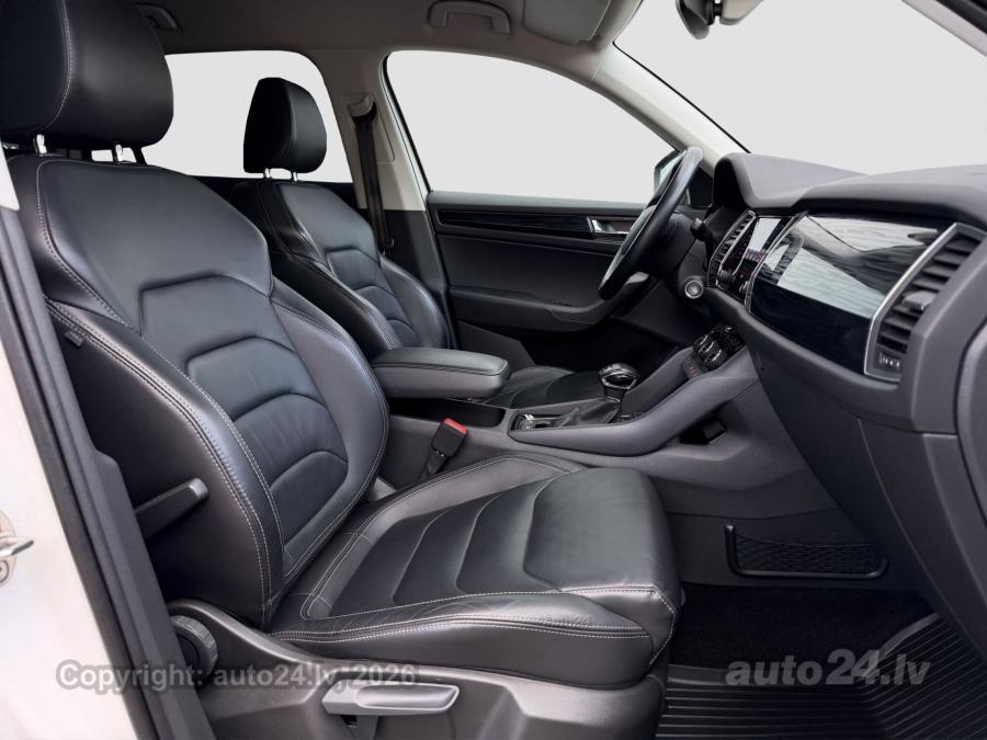 Белый Шкода Kodiaq 2019 в Пярну, объемом двигателя 2.00 л и пробегом 106 тыс. км за 26900 €, фото 6 на AUTOMOTO.COM.LV