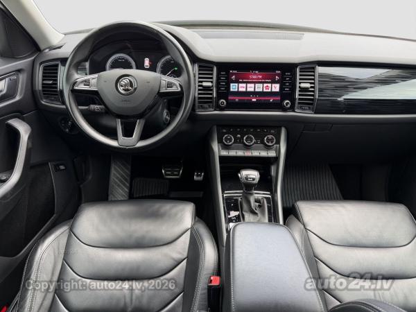 Белый Шкода Kodiaq 2019 в Пярну, объемом двигателя 2.00 л и пробегом 106 тыс. км за 26900 €, фото 7 на AUTOMOTO.COM.LV