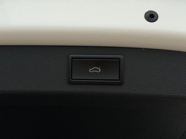 Белый Шкода Kodiaq 2019 в Пярну, объемом двигателя 2.00 л и пробегом 106 тыс. км за 26900 €, фото 10 на AUTOMOTO.COM.LV