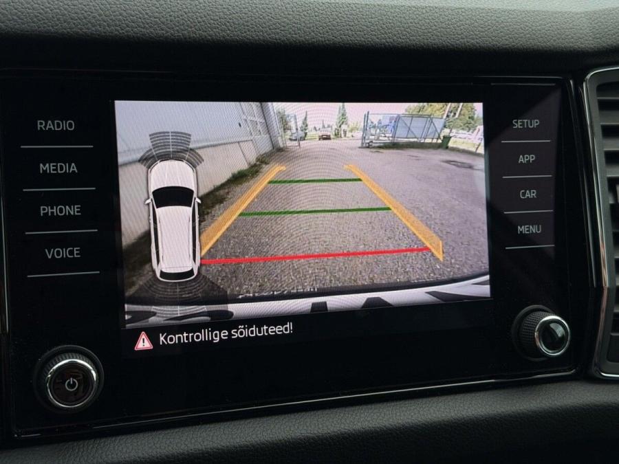Balts Skoda Kodiaq 2019 Pērnava, ar dzinēja tilpumu 2.00 L un nobraukumu 106 tūkst. km par 26900 €, foto 13 vietnē AUTOMOTO.COM.LV