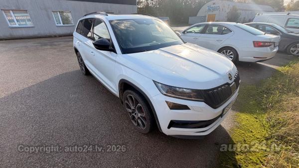 Skoda Kodiaq 2019 in Tallinn on AUTOMOTO.COM.LV White Skoda Kodiaq 2019 in Tallinn, with an engine capacity of 2.00 L and mileage of 245 thousand km for 24000 €, photo 9 on AUTOMOTO.COM.LV