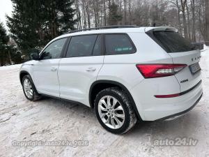 White Skoda Kodiaq 2020 in Tallinn, with an engine capacity of 2.00 L and mileage of 151 thousand km for 27900 €, photo 5 on AUTOMOTO.COM.LV