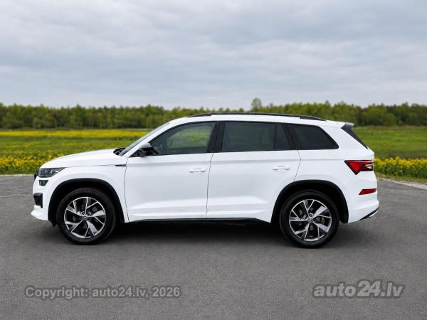 Balts Skoda Kodiaq 2021 Tallina, ar dzinēja tilpumu 1.50 L un nobraukumu 86 tūkst. km par 28999 €, foto 4 vietnē AUTOMOTO.COM.LV