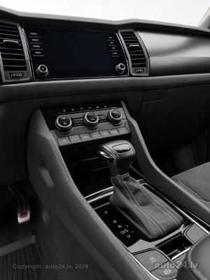Белый Шкода Kodiaq 2021 в Таллин, объемом двигателя 1.50 л и пробегом 86 тыс. км за 28999 €, фото 21 на AUTOMOTO.COM.LV
