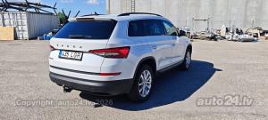 Белый Шкода Kodiaq 2021 в Таллин, объемом двигателя 2.00 л и пробегом 17 тыс. км за 22000 €, фото 3 на AUTOMOTO.COM.LV