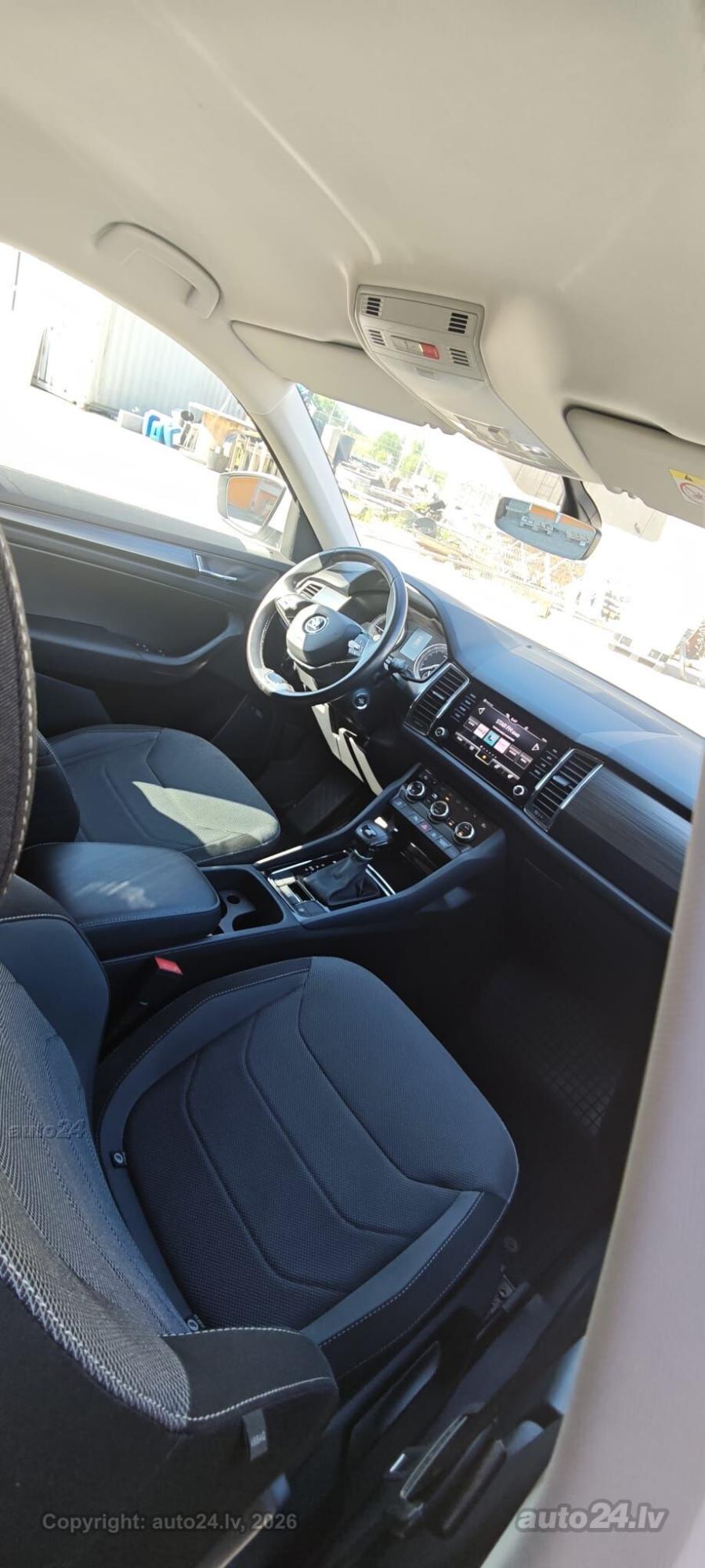 Белый Шкода Kodiaq 2021 в Таллин, объемом двигателя 2.00 л и пробегом 17 тыс. км за 22000 €, фото 6 на AUTOMOTO.COM.LV