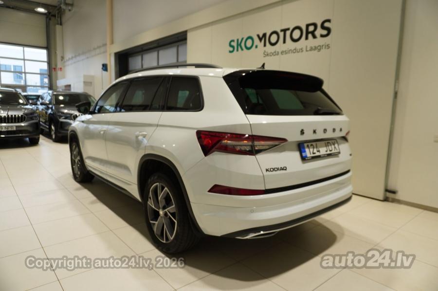 Белый Шкода Kodiaq 2021 в Таллин, объемом двигателя 2.00 л и пробегом 82 тыс. км за 31900 €, фото 3 на AUTOMOTO.COM.LV