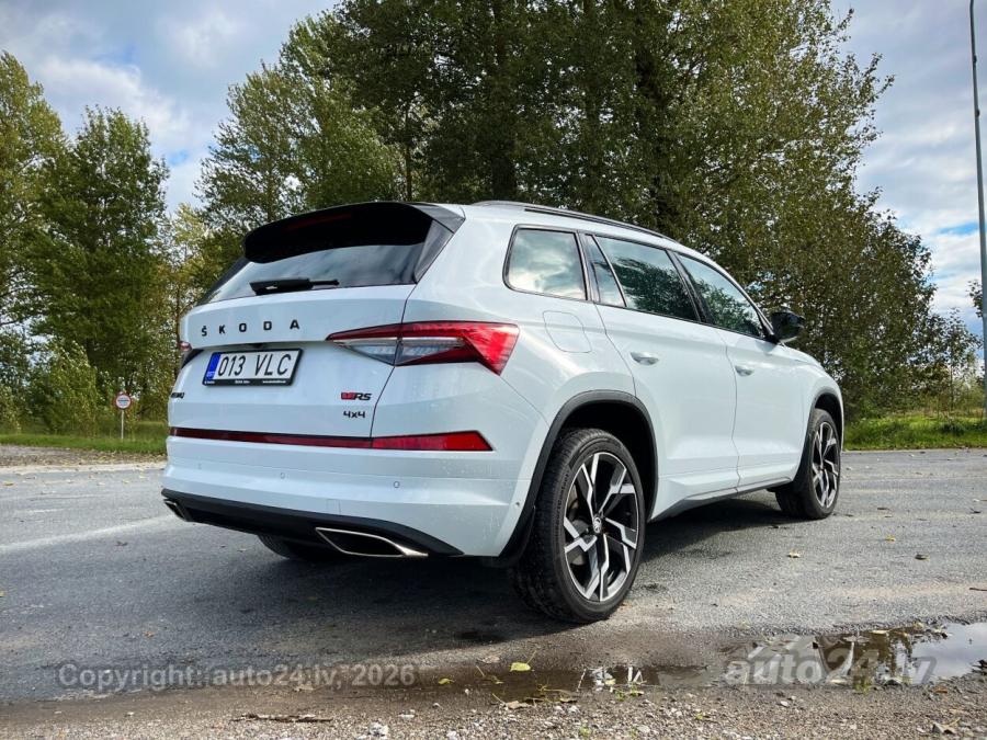 Balts Skoda Kodiaq 2022 Tallina, ar dzinēja tilpumu 2.00 L un nobraukumu 18 tūkst. km par 55000 €, foto 5 vietnē AUTOMOTO.COM.LV