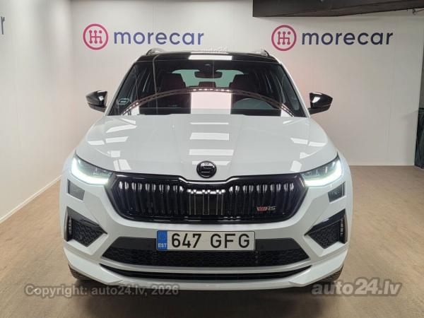 Белый Шкода Kodiaq 2022 в Таллин, объемом двигателя 2.00 л и пробегом 47 тыс. км за 38900 €, фото 2 на AUTOMOTO.COM.LV