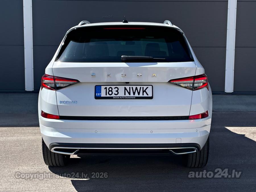 Белый Шкода Kodiaq 2022 в Таллин, объемом двигателя 2.00 л и пробегом 135 тыс. км за 28500 €, фото 8 на AUTOMOTO.COM.LV