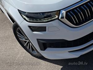 Белый Шкода Kodiaq 2022 в Таллин, объемом двигателя 2.00 л и пробегом 135 тыс. км за 28500 €, фото 10 на AUTOMOTO.COM.LV