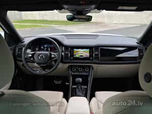 Белый Шкода Kodiaq 2022 в Таллин, объемом двигателя 2.00 л и пробегом 135 тыс. км за 28500 €, фото 19 на AUTOMOTO.COM.LV