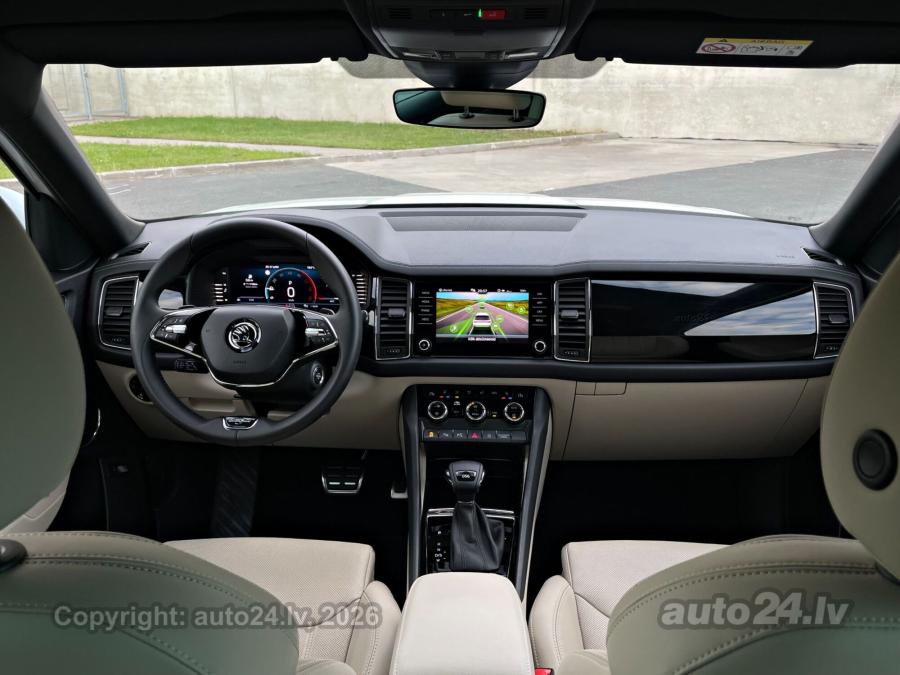 Белый Шкода Kodiaq 2022 в Таллин, объемом двигателя 2.00 л и пробегом 135 тыс. км за 28500 €, фото 19 на AUTOMOTO.COM.LV