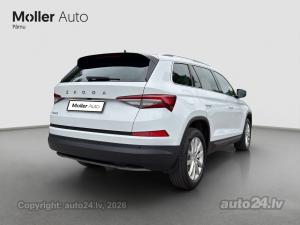 Белый Шкода Kodiaq 2022 в Пярну, объемом двигателя 1.50 л и пробегом 70 тыс. км за 29990 €, фото 3 на AUTOMOTO.COM.LV