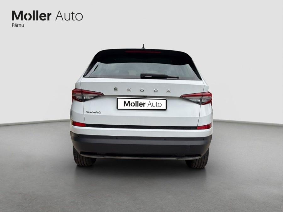 Белый Шкода Kodiaq 2022 в Пярну, объемом двигателя 1.50 л и пробегом 70 тыс. км за 30000 €, фото 5 на AUTOMOTO.COM.LV
