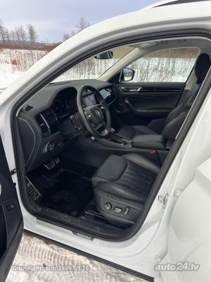 White Skoda Kodiaq 2023 in Narva, with an engine capacity of 2.00 L and mileage of 37 thousand km for 39800 €, photo 10 on AUTOMOTO.COM.LV