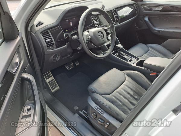 Белый Шкода Kodiaq 2023 в Тарту, объемом двигателя 2.00 л и пробегом 44 тыс. км за 35800 €, фото 4 на AUTOMOTO.COM.LV