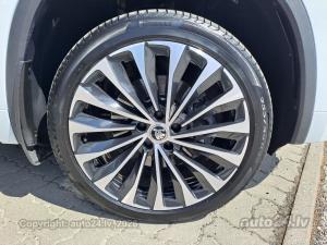 Белый Шкода Kodiaq 2023 в Тарту, объемом двигателя 2.00 л и пробегом 44 тыс. км за 35800 €, фото 9 на AUTOMOTO.COM.LV