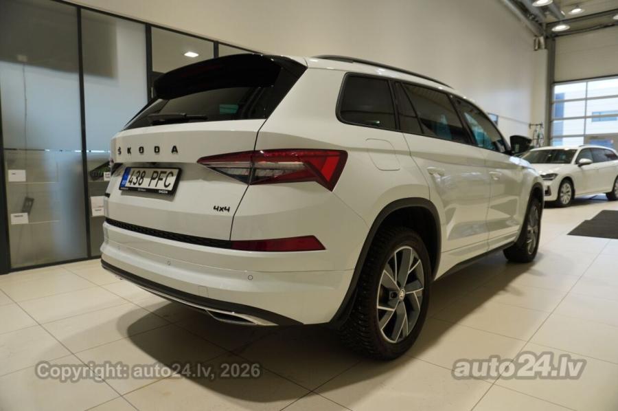 White Skoda Kodiaq 2024 in Tallinn, with an engine capacity of 2.00 L and mileage of 53 thousand km for 38500 €, photo 3 on AUTOMOTO.COM.LV