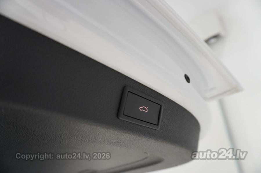 White Skoda Kodiaq 2024 in Tallinn, with an engine capacity of 2.00 L and mileage of 53 thousand km for 38500 €, photo 8 on AUTOMOTO.COM.LV
