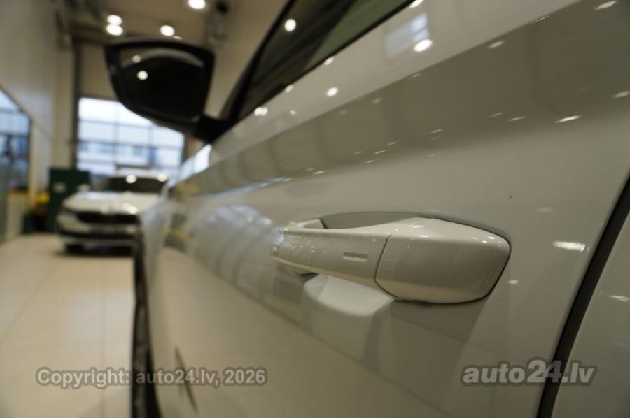White Skoda Kodiaq 2024 in Tallinn, with an engine capacity of 2.00 L and mileage of 53 thousand km for 38500 €, photo 14 on AUTOMOTO.COM.LV