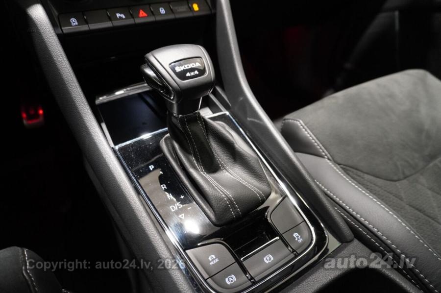White Skoda Kodiaq 2024 in Tallinn, with an engine capacity of 2.00 L and mileage of 53 thousand km for 38500 €, photo 20 on AUTOMOTO.COM.LV