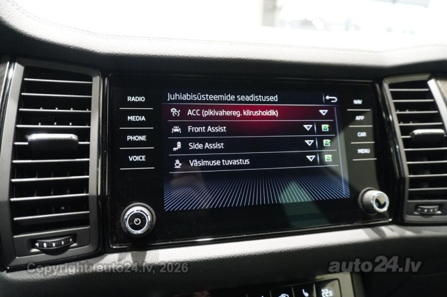 White Skoda Kodiaq 2024 in Tallinn, with an engine capacity of 2.00 L and mileage of 53 thousand km for 38500 €, photo 22 on AUTOMOTO.COM.LV