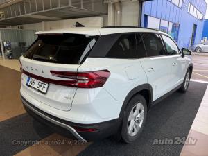 Белый Шкода Kodiaq 2024 в Хаапсалу, объемом двигателя 2.00 л и пробегом 46 тыс. км за 49251 €, фото 5 на AUTOMOTO.COM.LV