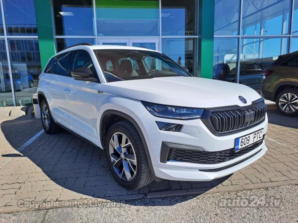 White Skoda Kodiaq 2024 in Tartu, with an engine capacity of 2.00 L and mileage of 69 thousand km for 37400 €, photo 1 on AUTOMOTO.COM.LV