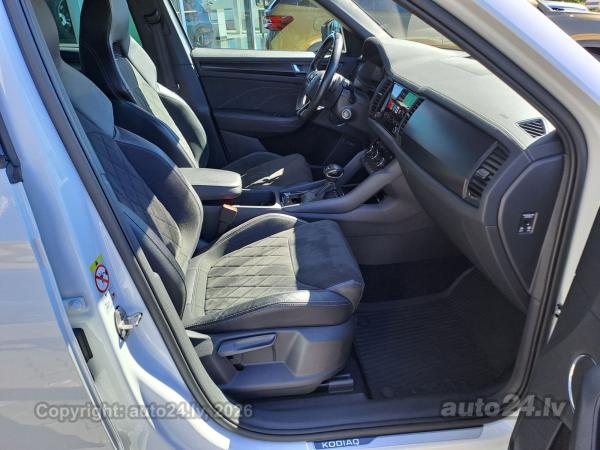 White Skoda Kodiaq 2024 in Tartu, with an engine capacity of 2.00 L and mileage of 69 thousand km for 37400 €, photo 5 on AUTOMOTO.COM.LV