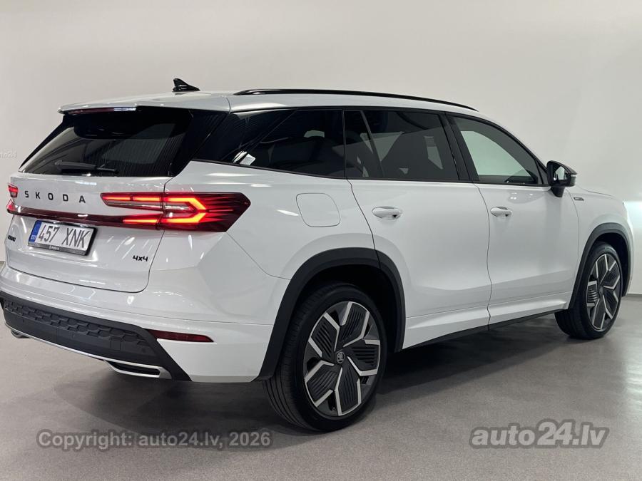 White Skoda Kodiaq 2024 in Tallinn, with an engine capacity of 2.00 L and mileage of 22 thousand km for 46900 €, photo 5 on AUTOMOTO.COM.LV
