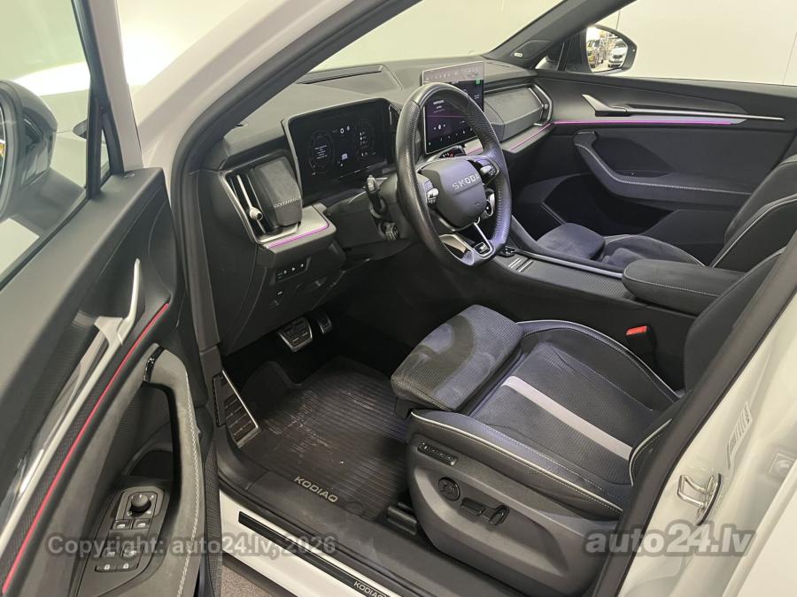 White Skoda Kodiaq 2024 in Tallinn, with an engine capacity of 2.00 L and mileage of 22 thousand km for 46900 €, photo 7 on AUTOMOTO.COM.LV