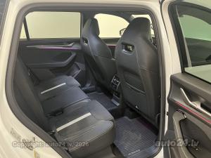 White Skoda Kodiaq 2024 in Tallinn, with an engine capacity of 2.00 L and mileage of 22 thousand km for 46900 €, photo 16 on AUTOMOTO.COM.LV
