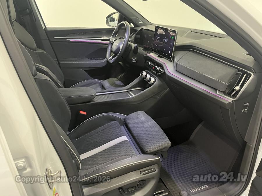 White Skoda Kodiaq 2024 in Tallinn, with an engine capacity of 2.00 L and mileage of 22 thousand km for 46900 €, photo 17 on AUTOMOTO.COM.LV