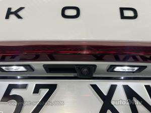 White Skoda Kodiaq 2024 in Tallinn, with an engine capacity of 2.00 L and mileage of 22 thousand km for 46900 €, photo 25 on AUTOMOTO.COM.LV