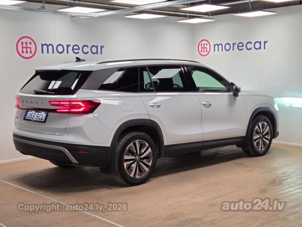 Balts Skoda Kodiaq 2025 Tallina, ar dzinēja tilpumu 1.50 L un nobraukumu 9 tūkst. km par 37900 €, foto 4 vietnē AUTOMOTO.COM.LV