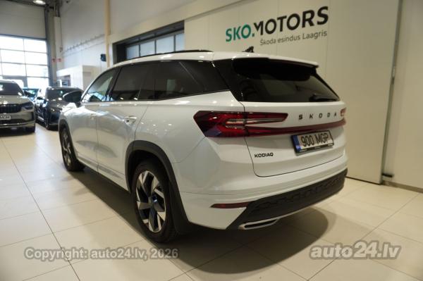 Белый Шкода Kodiaq 2025 в Таллин, объемом двигателя 1.50 л и пробегом 17 тыс. км за 41900 €, фото 3 на AUTOMOTO.COM.LV