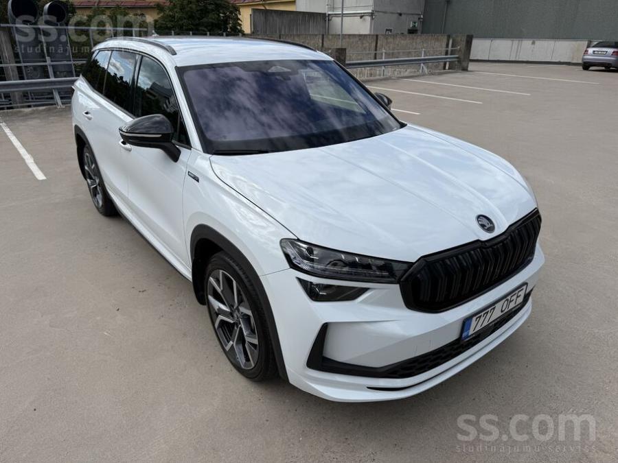 Белый Шкода Kodiaq 2025 в Таллин, объемом двигателя 1.50 л и пробегом 9 тыс. км за 41000 €, фото 6 на AUTOMOTO.COM.LV