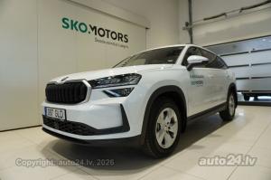 Balts Skoda Kodiaq 2026 Tallina, ar dzinēja tilpumu 1.50 L un nobraukumu 2 tūkst. km par 38500 €, foto  vietnē AUTOMOTO.COM.LV