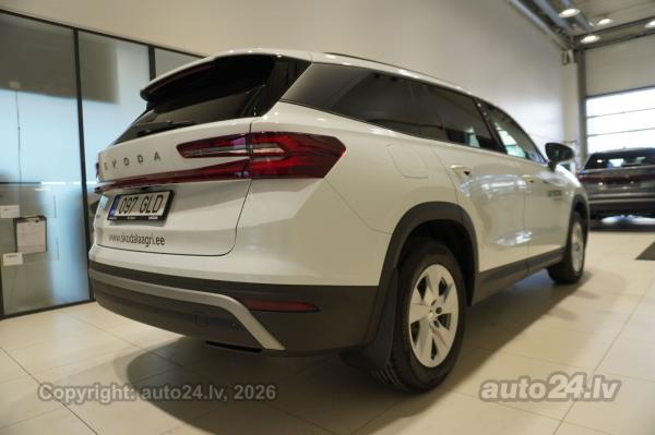 Balts Skoda Kodiaq 2026 Tallina, ar dzinēja tilpumu 1.50 L un nobraukumu 2 tūkst. km par 38500 €, foto 3 vietnē AUTOMOTO.COM.LV