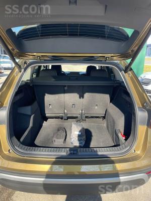 Dzeltens Skoda Kodiaq 2025 Rīga, ar dzinēja tilpumu 1.50 L un nobraukumu 30 tūkst. km par 30800 €, foto 9 vietnē AUTOMOTO.COM.LV