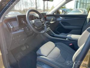 Dzeltens Skoda Kodiaq 2025 Rīga, ar dzinēja tilpumu 1.50 L un nobraukumu 30 tūkst. km par 30800 €, foto 17 vietnē AUTOMOTO.COM.LV
