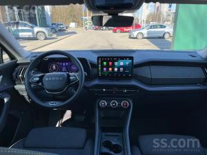 Dzeltens Skoda Kodiaq 2025 Rīga, ar dzinēja tilpumu 1.50 L un nobraukumu 30 tūkst. km par 30800 €, foto 19 vietnē AUTOMOTO.COM.LV