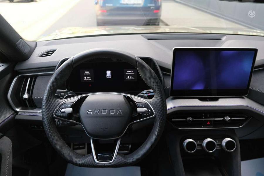 Yellow Skoda Kodiaq 2025 in Vilnius, with an engine capacity of 1.50 L and mileage of 41 thousand km for 38900 €, photo 6 on AUTOMOTO.COM.LV