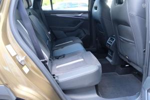Yellow Skoda Kodiaq 2025 in Vilnius, with an engine capacity of 1.50 L and mileage of 41 thousand km for 38900 €, photo 10 on AUTOMOTO.COM.LV
