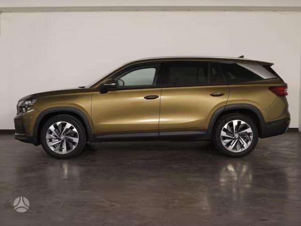 Dzeltens Skoda Kodiaq 2026 Panevēža, ar dzinēja tilpumu 1.50 L un nobraukumu 1 tūkst. km par 44400 €, foto 2 vietnē AUTOMOTO.COM.LV