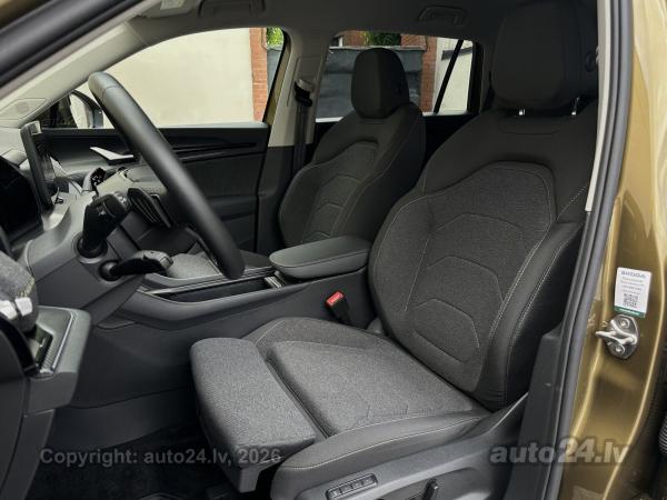 Skoda Kodiaq 2026 in Riga on AUTOMOTO.COM.LV Yellow Skoda Kodiaq 2026 in Riga, with an engine capacity of 1.50 L and mileage of 9 thousand km for 35850 €, photo 9 on AUTOMOTO.COM.LV