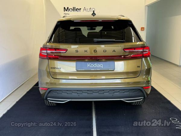 Yellow Skoda Kodiaq 2026 in Parnu, with an engine capacity of 1.50 L and mileage of 0 thousand km for 49471 €, photo 4 on AUTOMOTO.COM.LV