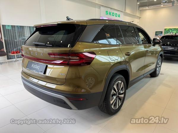 Yellow Skoda Kodiaq 2026 in Paide, with an engine capacity of 2.00 L and mileage of 0 thousand km for 44920 €, photo 4 on AUTOMOTO.COM.LV
