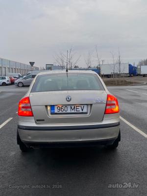 Smilšu krāsa Skoda Octavia 2005 Tartu, ar dzinēja tilpumu 1.60 L un nobraukumu 175 tūkst. km par 2990 €, foto 8 vietnē AUTOMOTO.COM.LV